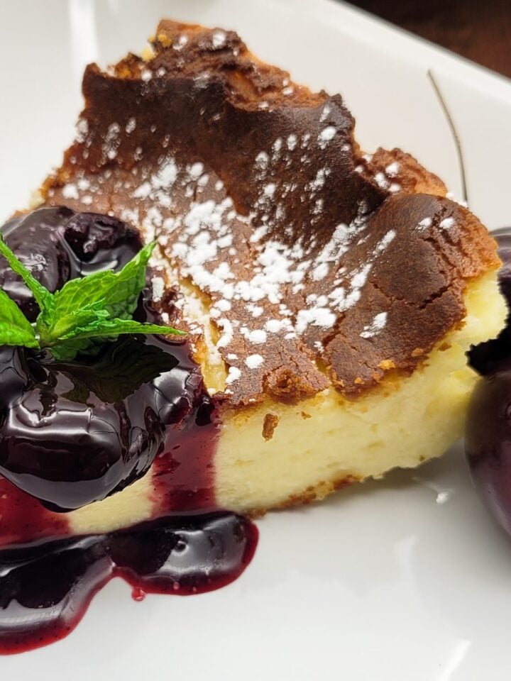 Basque Burnt Cheesecake With Cherry Rioja Sauce - Trendgredient